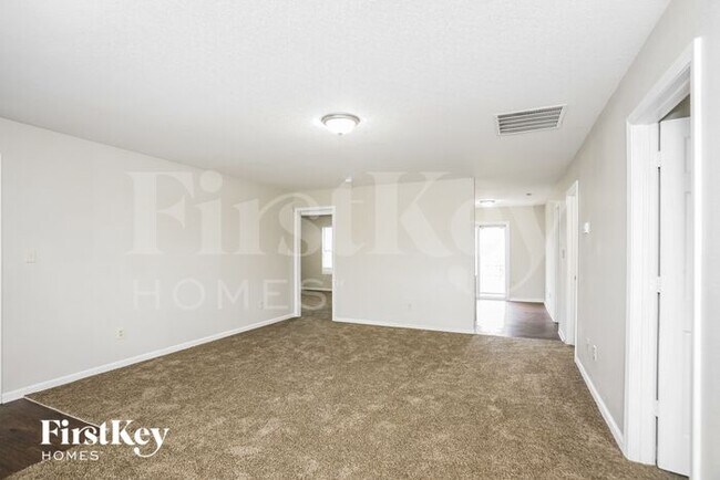 5128 Hodson Dr, Indianapolis, IN 46241 | Apartments.com