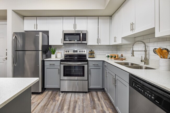IMT BUCKHEAD ON 26TH - 225 26th St NW Atlanta, GA - Apartments for Rent ...