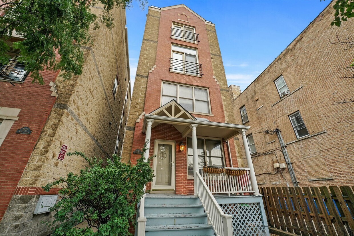 3213 N Wilton Ave Unit D, Chicago, IL 60657 - Condo for Rent in Chicago ...