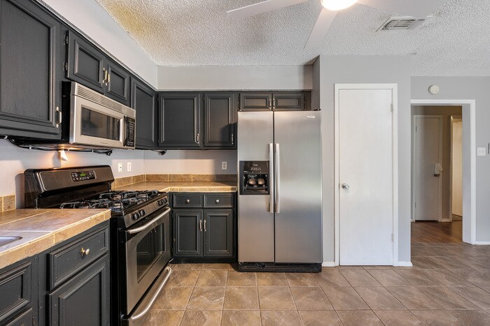 1153 Brookswood Ave, Austin, TX 78721 - House Rental in Austin, TX ...