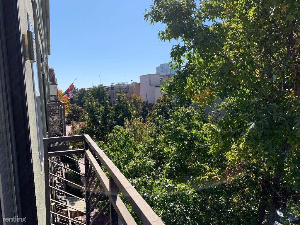 2420 Clark St, Dallas, TX 75204 - Room for Rent in Dallas, TX ...