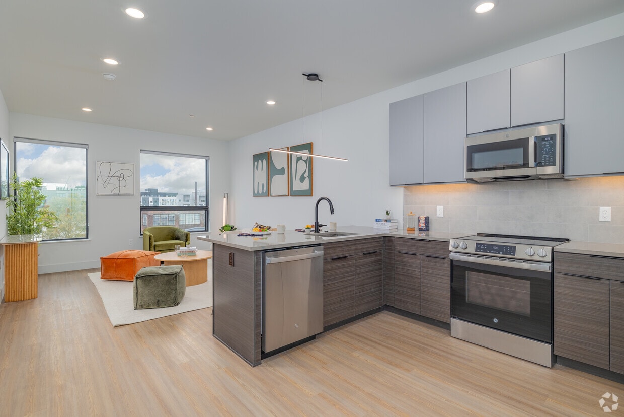 Glassworks Apartments - 1700-1706 N Howard St Philadelphia, PA 19122 ...