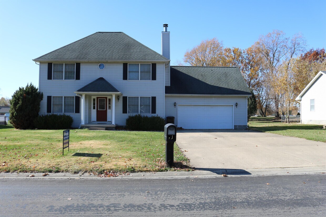 2625 Jennifer Dr, Decatur, IL 62521 - House Rental in Decatur, IL ...