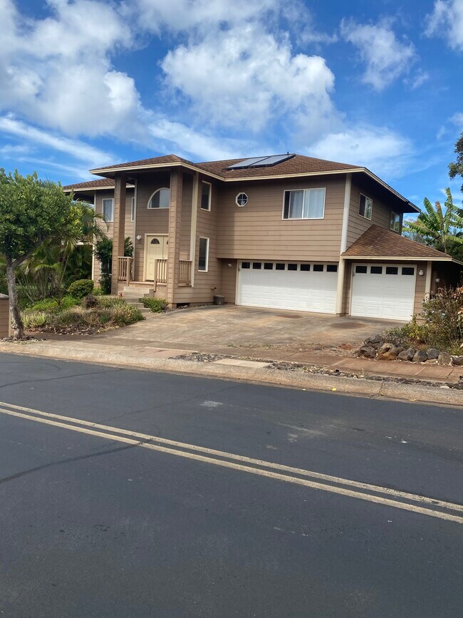 Kahana Ridge Apartments for Rent with a Garage - Lahaina, HI - Updated ...