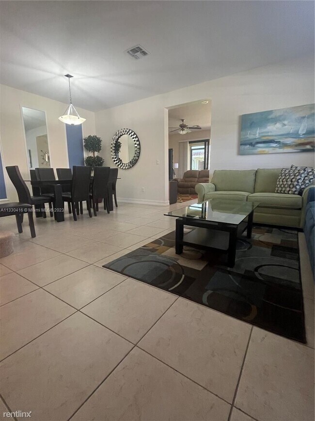 113 Riverwalk Cir E, Plantation, FL 33325 - House Rental in Plantation ...