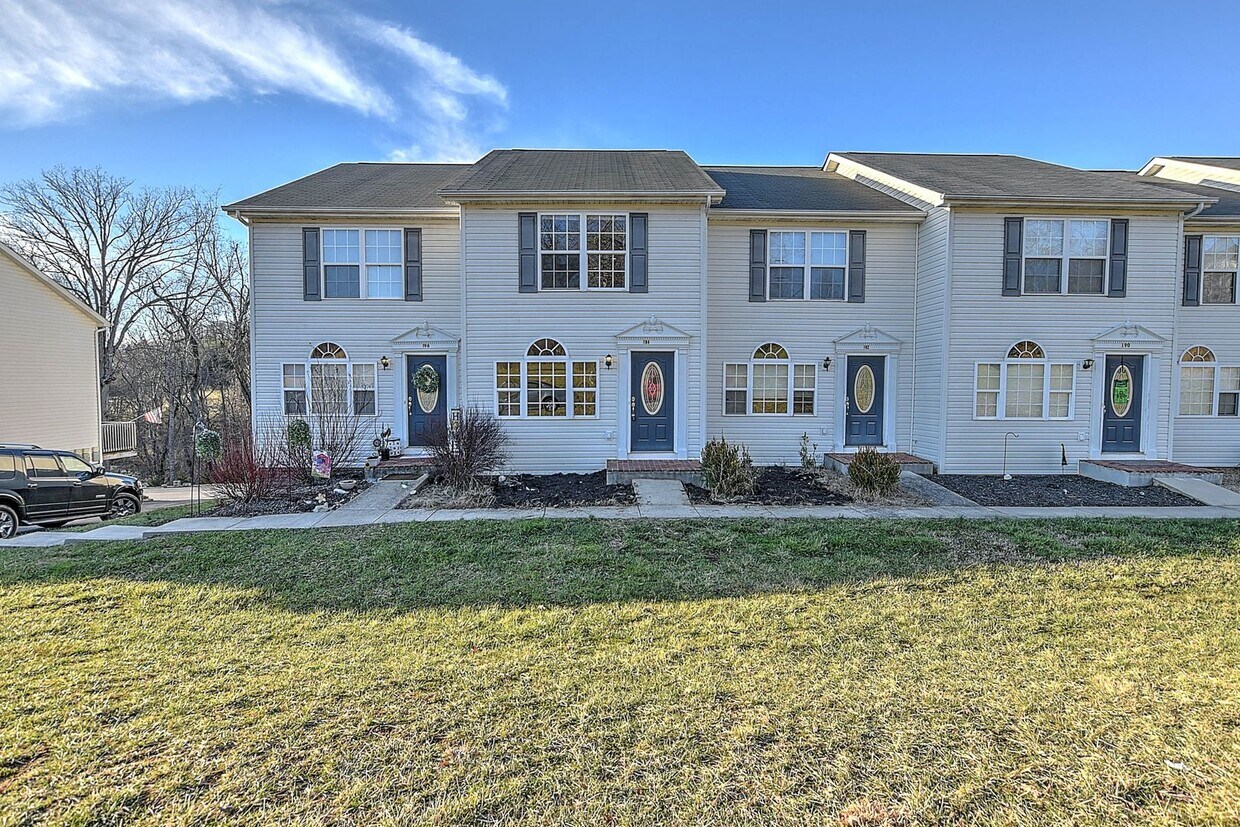 194 Amanda Ln, Bristol, TN 37620 - Casa en renta en Bristol, TN ...