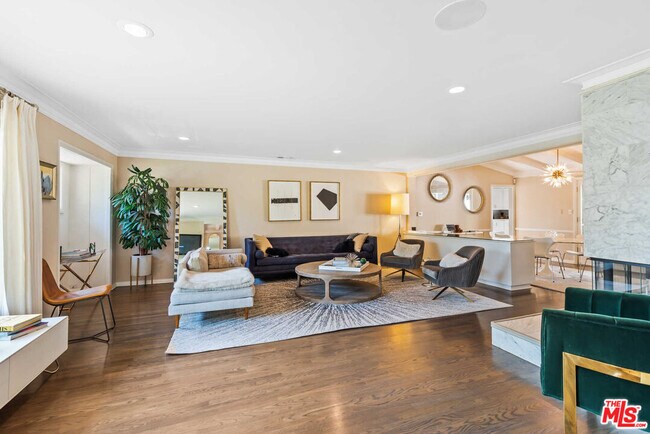 11381 Thurston Pl, Los Angeles, CA 90049 - House Rental in Los Angeles ...