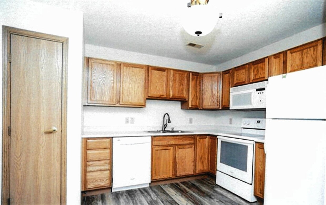 7430 S Louise Ave Unit 7430-103, Sioux Falls, SD 57108 - Room for Rent ...