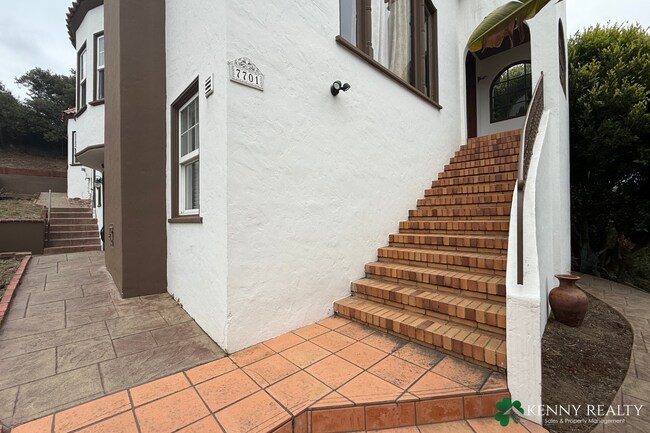 Charming Victorian 3 Bedroom Home in Colma | University of San ...