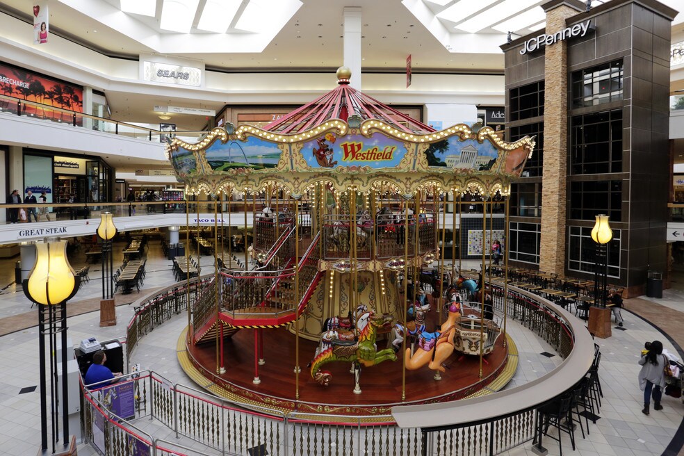 Is Fox Valley a Good Place To Live in Aurora IL? - Neighborhood Guide ...