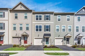 Snowden Bridge Apartments under $2,500 - Stephenson, VA - 8 Rentals ...