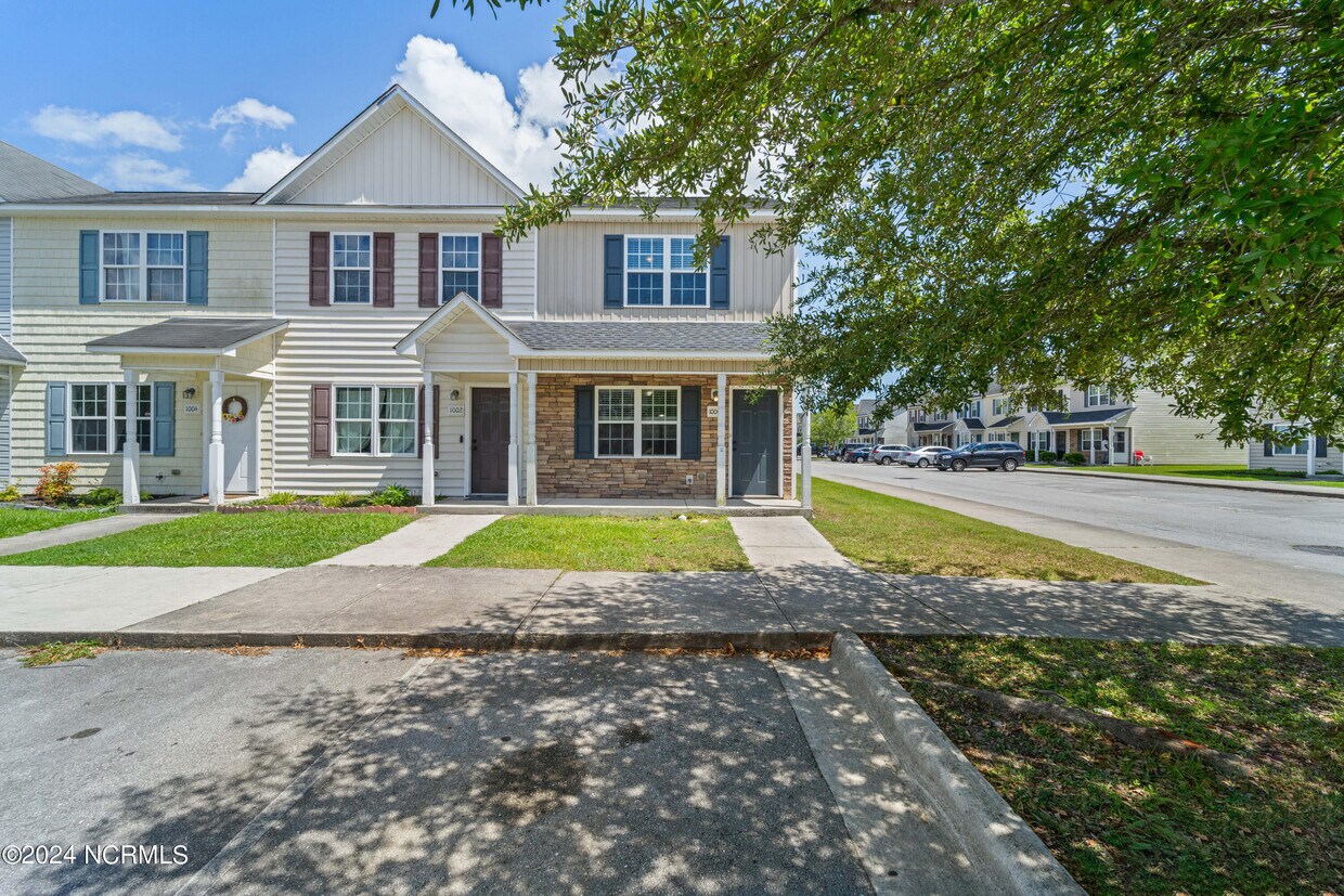 1000 Banister Loop, Jacksonville, NC 28546 - Townhome Rentals in Jacksonville NC | Apartments.com