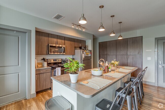 Downtown Ann Arbor - Ann Arbor, MI: Neighborhood Guide | Apartments.com