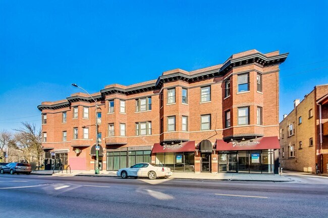 2541 N California Ave, Chicago, IL 60647 - House Rental in Chicago, IL ...