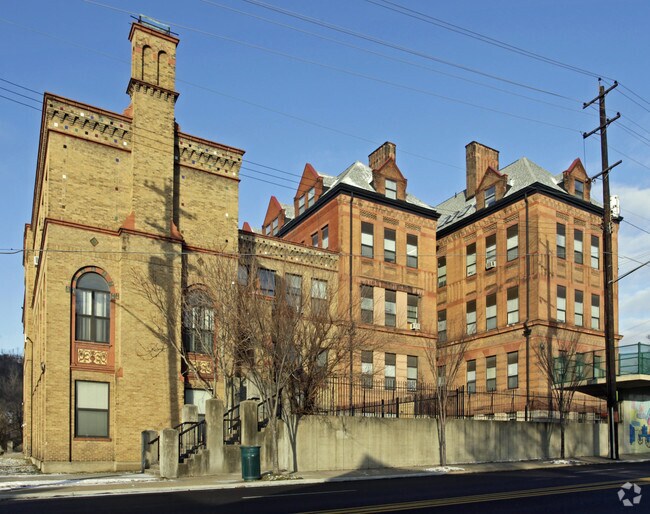 Renaissance North - Apartments in Cincinnati, OH | Apartments.com