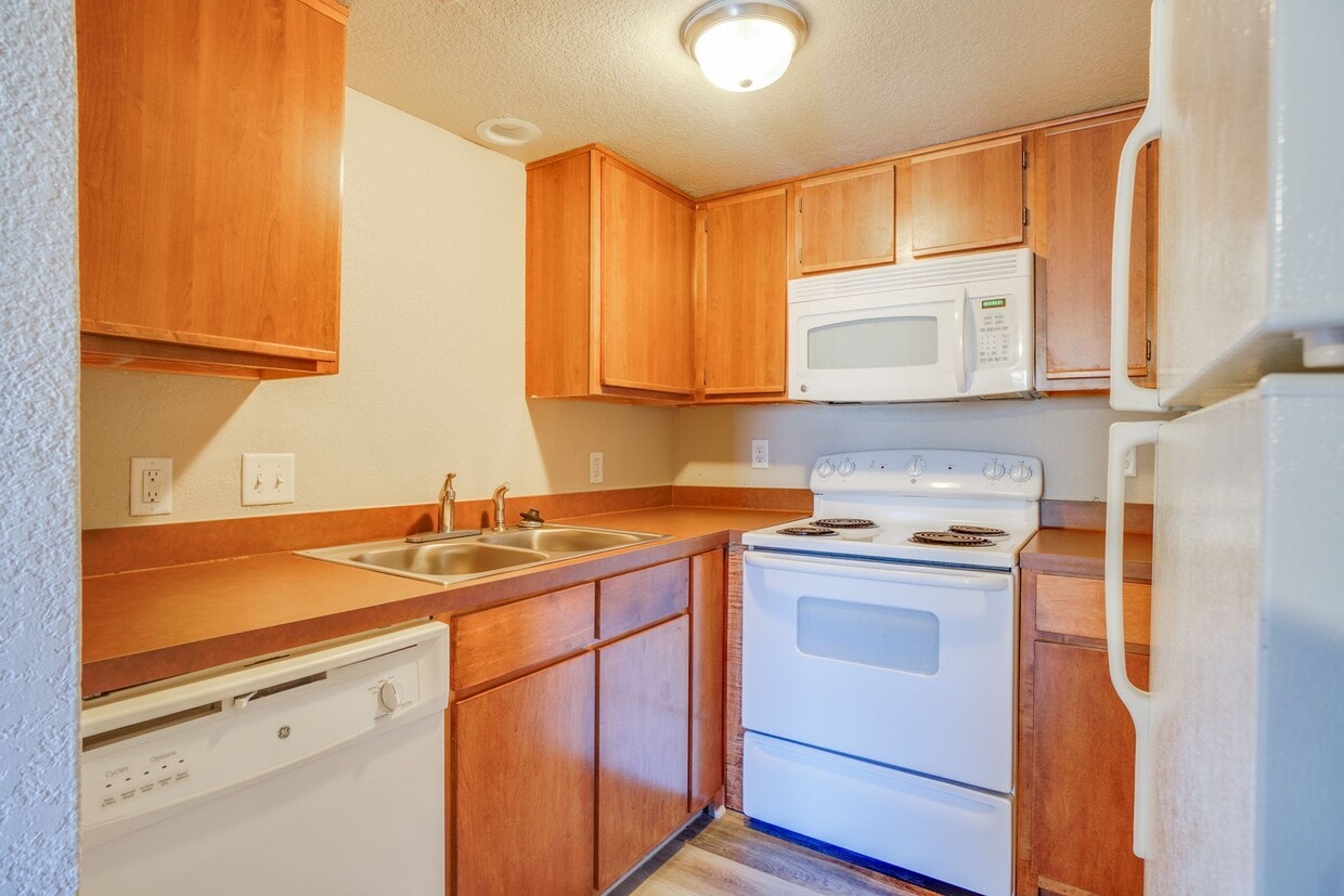 Forrest Brook Apartments - 3014 Presley St Fort Smith, AR 72901 ...