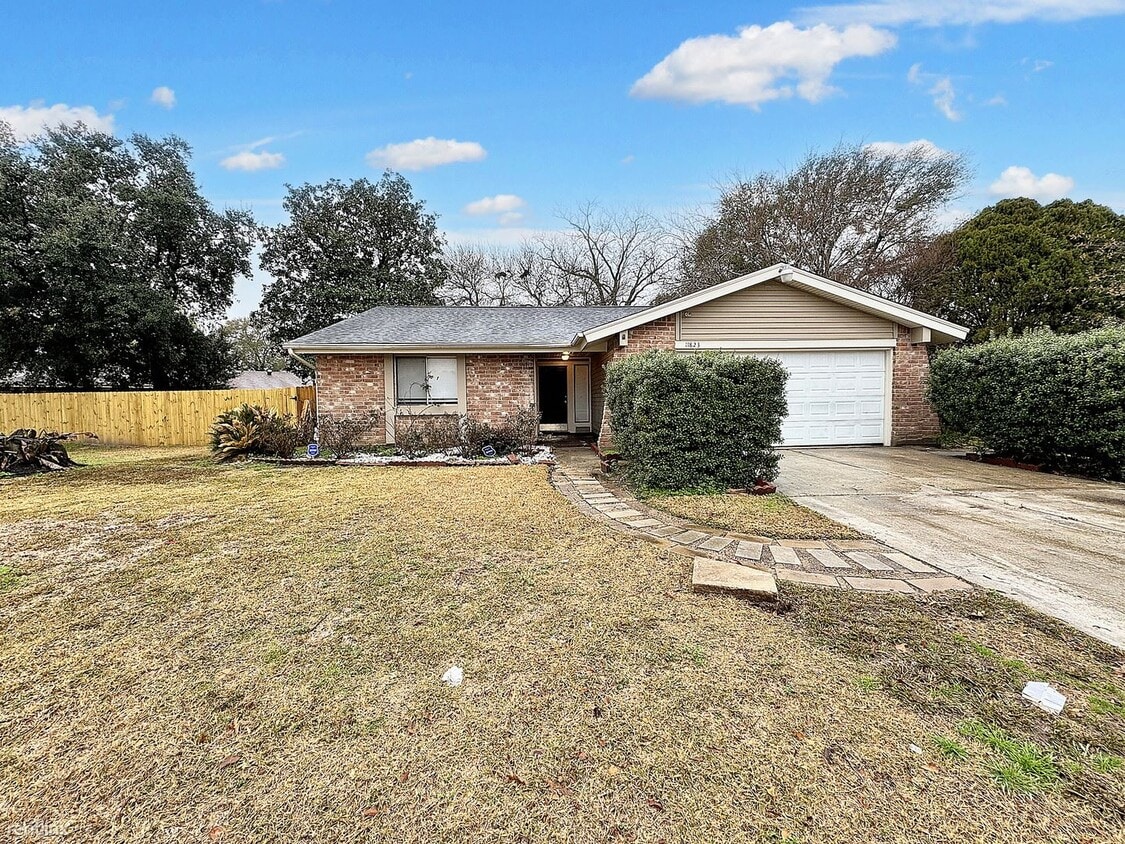 11823 Bee Ln, Houston, TX 77067 - House Rental in Houston, TX ...