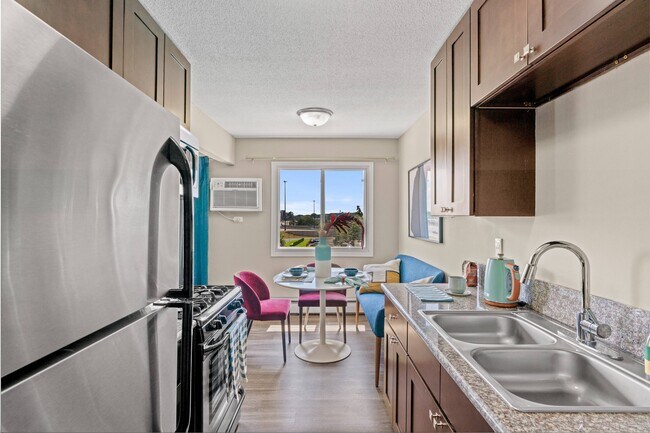 Concierge - 7620 Penn Ave S Richfield, MN - Apartments for Rent in ...