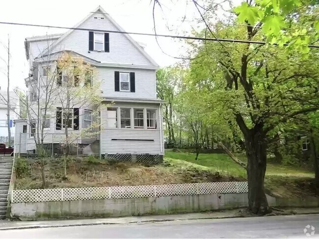 Lower Cleghorn Apartments for Rent with a Yard - Fitchburg, MA - 2 ...