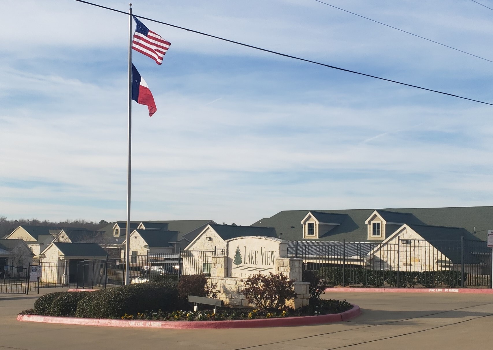 Lake View Apartments 55+ Older Senior Living - 3650 N Broadway Ave ...