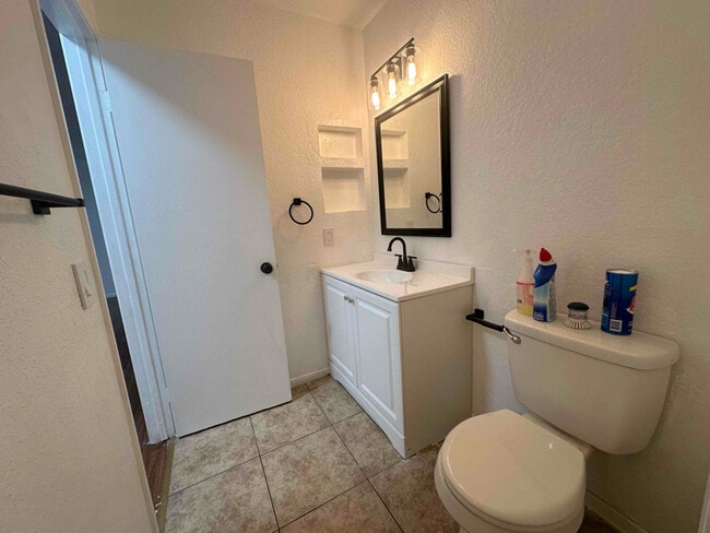 28985 Calle Del Lago, Murrieta, CA 92563 | Apartments.com