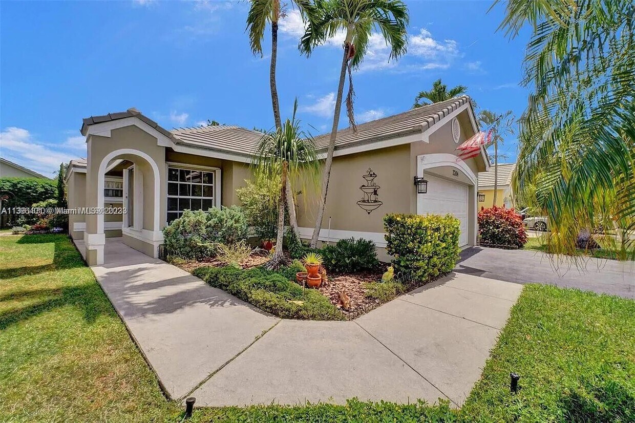 2704 Pinewood Ct, Davie, FL 33328 - House Rental in Davie, FL ...