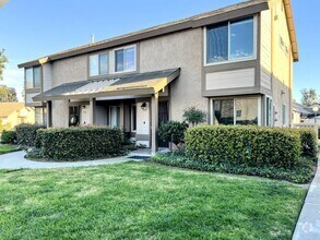 Meadow Run Apartments for Rent with Washer & Dryer - San Diego, CA - 1 ...