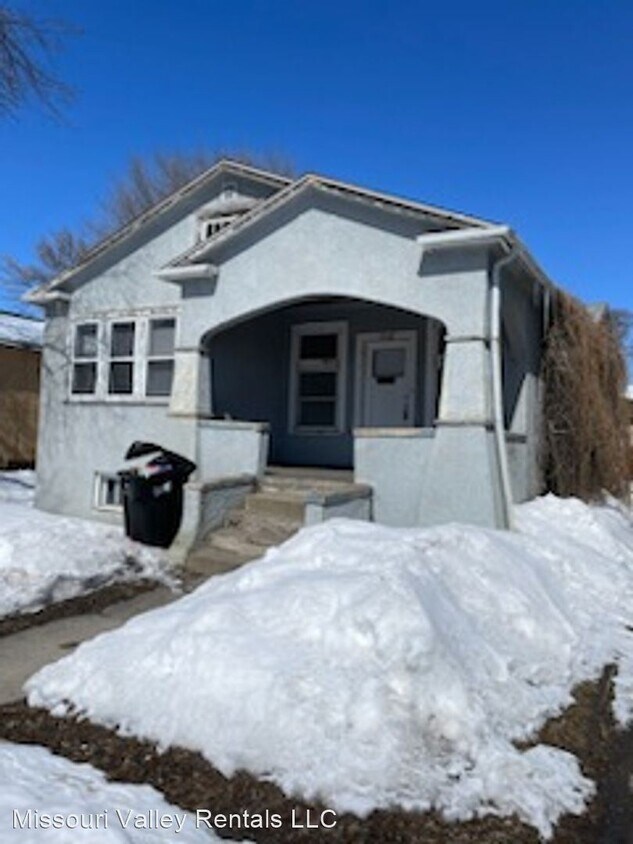 718 E Ave E, Bismarck, ND 58501 - House Rental in Bismarck, ND ... 718 E Ave E, Bismarck, ND 58501 - House Rental in Bismarck, ND ...