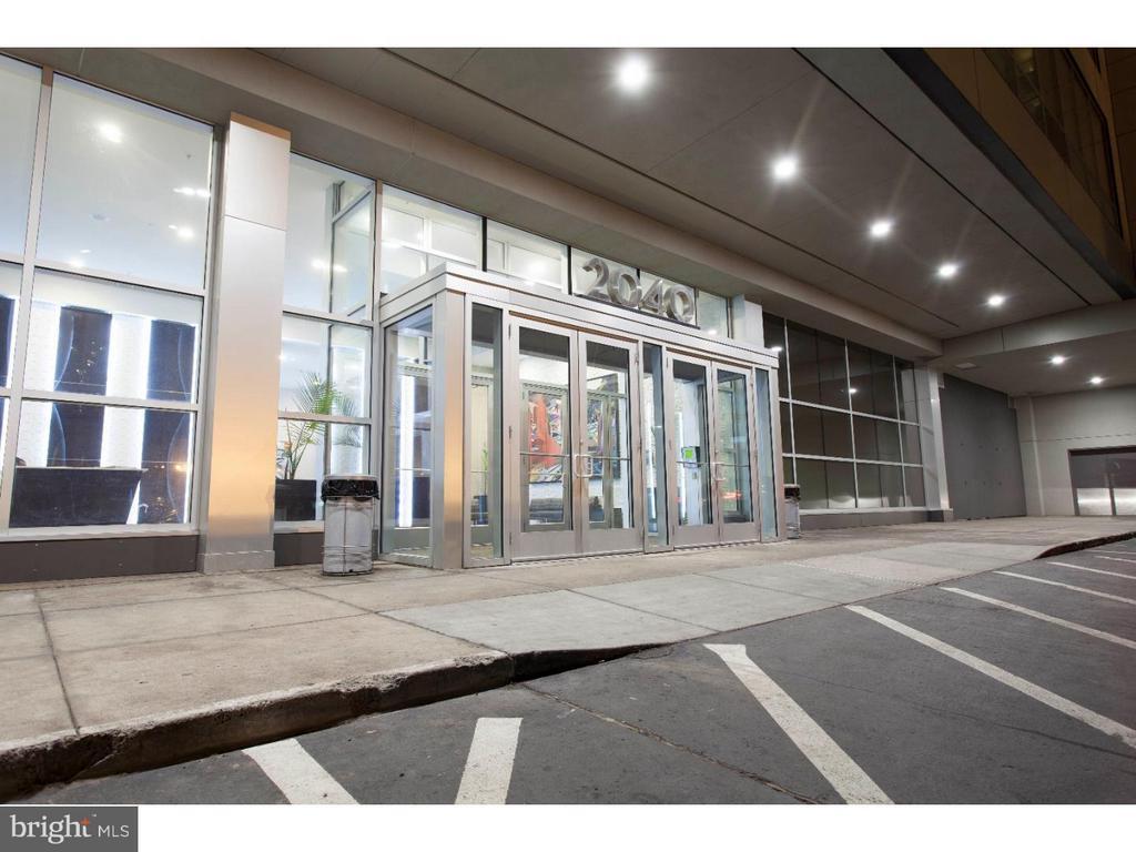 2026 Market St Unit PH22, Philadelphia, PA 19103 - Room for Rent in ...