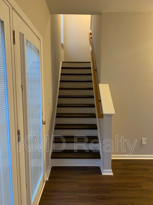 2726 Avalon Loop Rd, Charlotte, NC 28269 - Townhome Rentals in ...