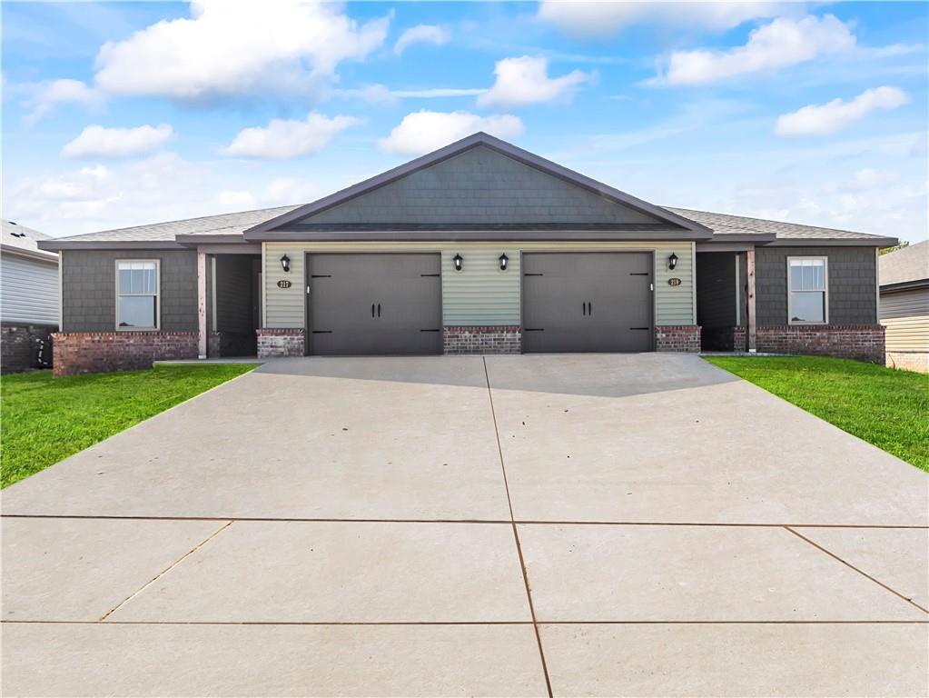 109 NW 63rd Ave, Highfill, AR 72713 - Townhome Rentals in Highfill AR ...