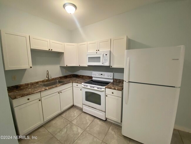 3059 Belden St, Jacksonville, FL 32207 - Room for Rent in Jacksonville ...