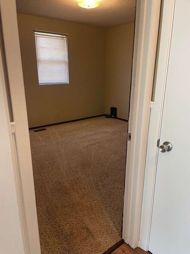 6103 N 26th Street Ter, Country Club, MO 64505 - Townhome Rentals in ...