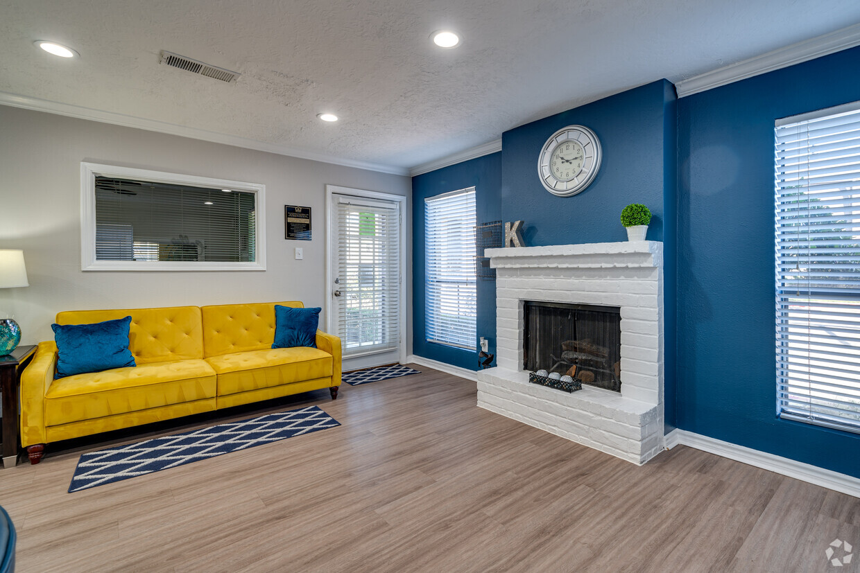 Kirkwood Landing Apartments - 9850 S Kirkwood Rd Houston, TX 77099 ...