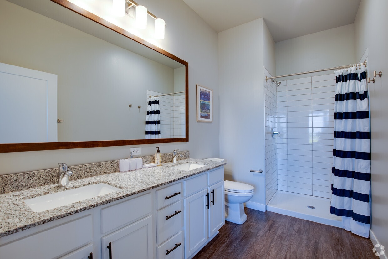 Hello Apartments - 9201 Golden Valley Rd Golden Valley, MN 55427 ...