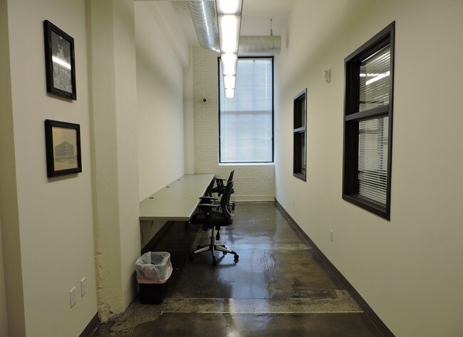 Paper Box Lofts Apartments - Milwaukee, WI | Apartments.com