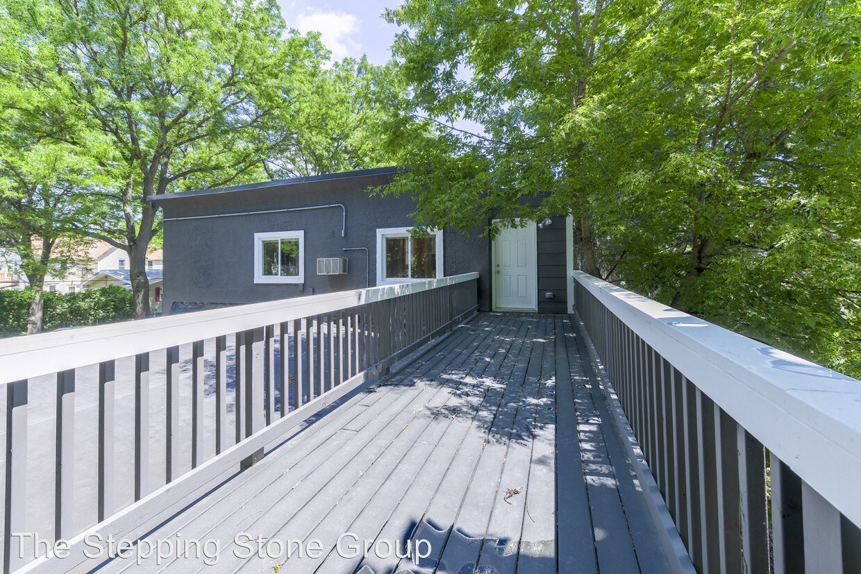 170 NE 15th Ave, Minneapolis, MN 55413 - Room for Rent in Minneapolis ...