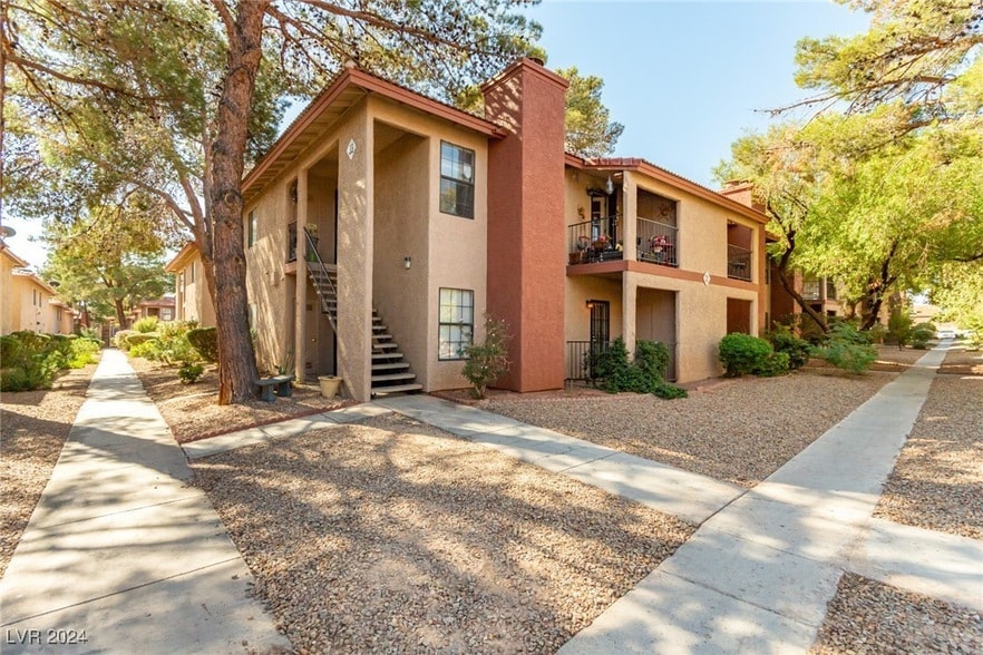 5576 W Rochelle Ave. Unit 33A, Las Vegas, NV 89103 | Apartments.com