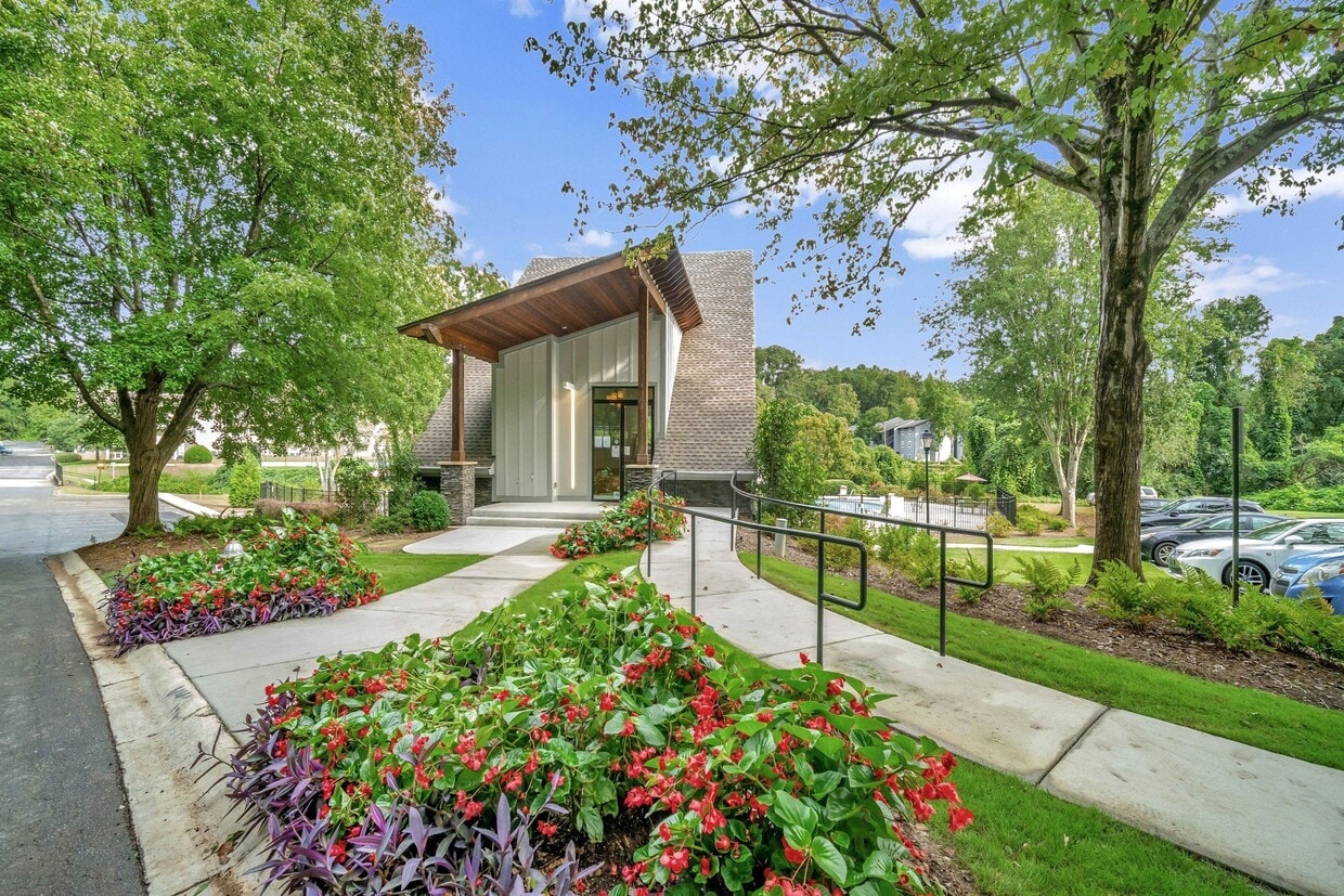 Domain & Gateway at Cedar - 3073 Cedar Creek Pkwy Decatur, GA 30033 ...