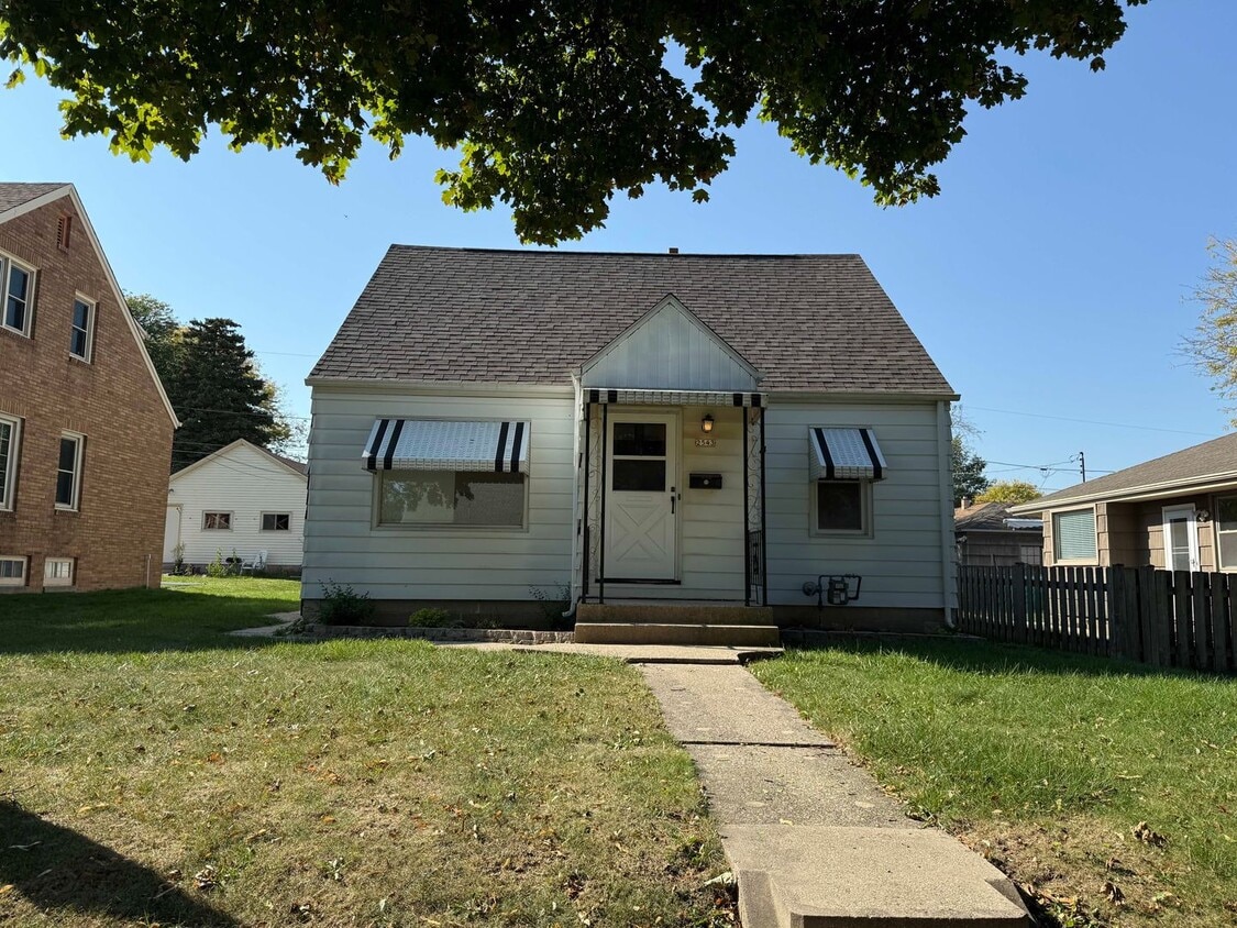 2543 S 71st St, Milwaukee, WI 53219 - House Rental in Milwaukee, WI ...