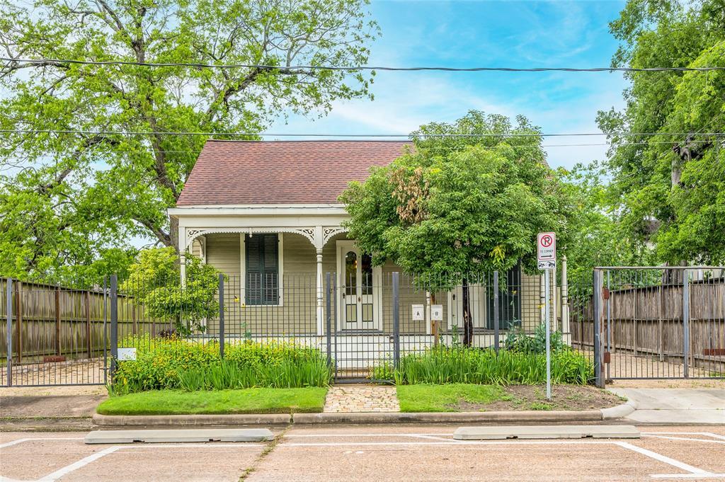 2017 Elysian St Unit A, Houston, TX 77026 - Room for Rent in Houston, TX | Apartments.com