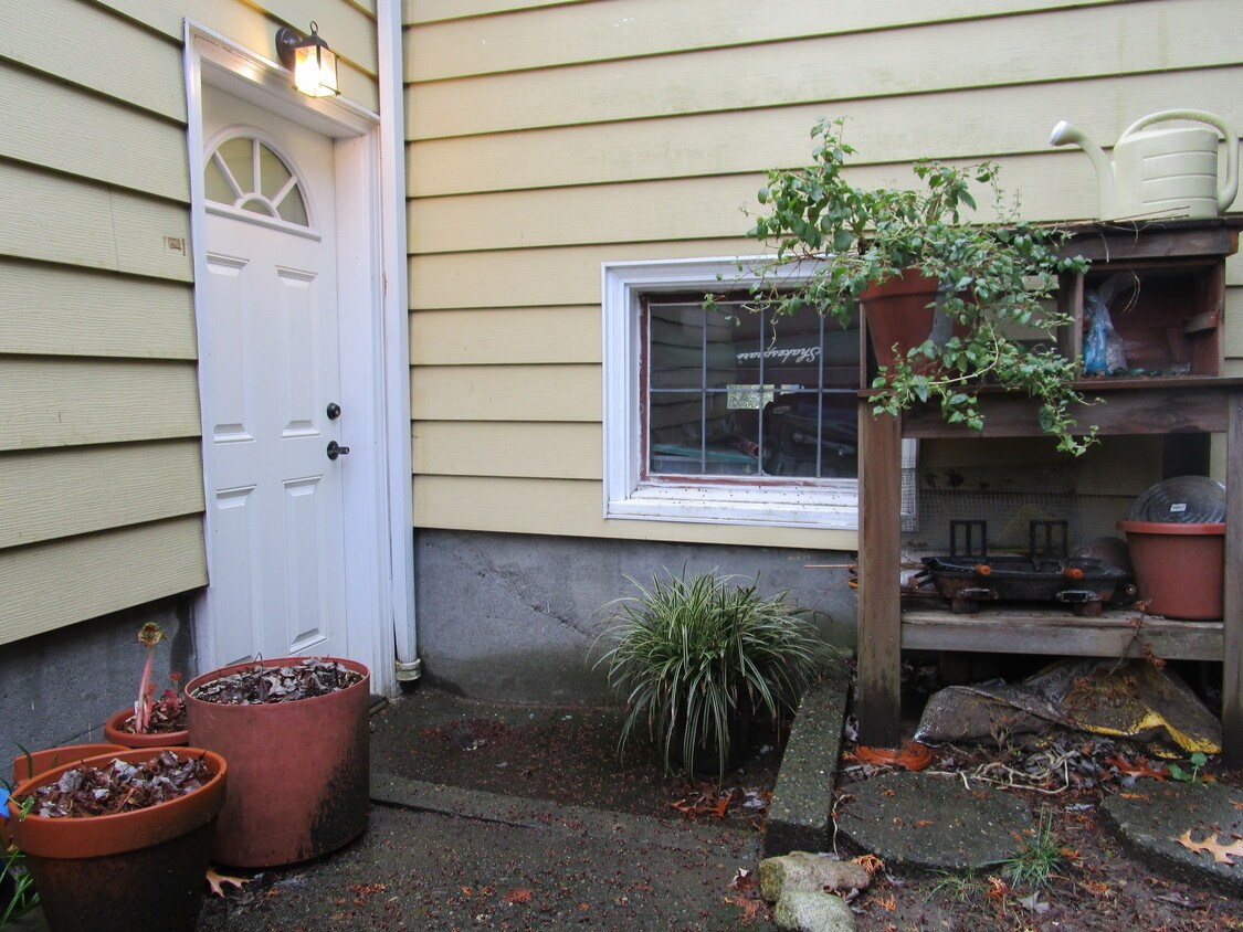 202 N 67th St Unit Basement, Seattle, WA 98103 - 202 N 67th St Seattle ...