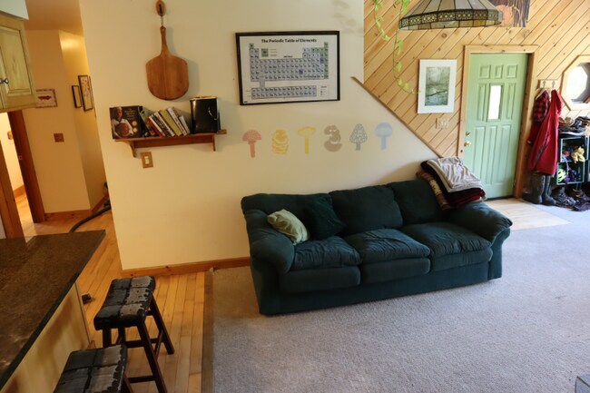 500 Scrabble Hill Rd, Duxbury, VT 05676 | Apartments.com