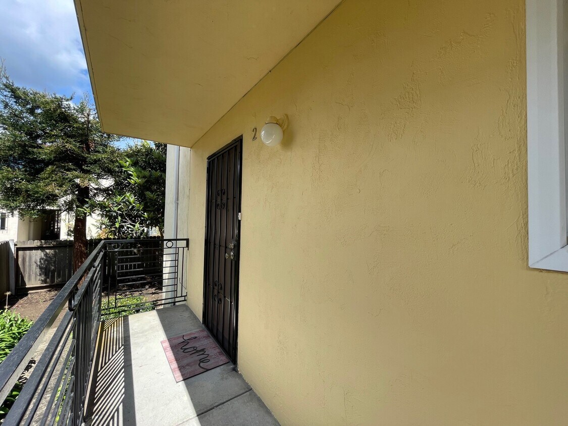 2124 Damuth St Unit #2, Oakland, CA 94602 - 2124 Damuth St Oakland, CA ...