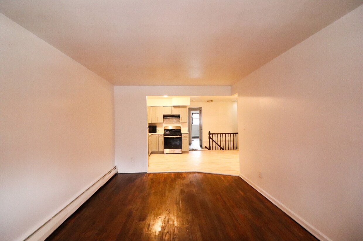 3143 New England Thruway Unit 3, The Bronx, NY 10469 - 3143 New England ...