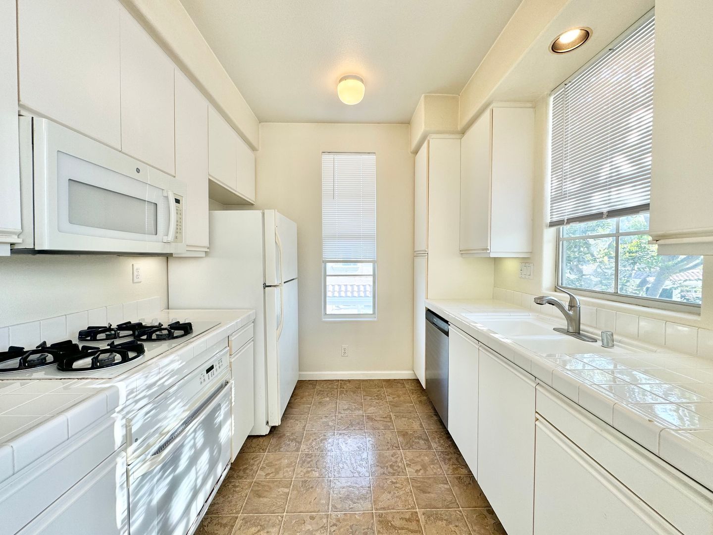 12567 Ruette Alliante Unit 168, San Diego, CA 92130 - Condo for Rent in ...