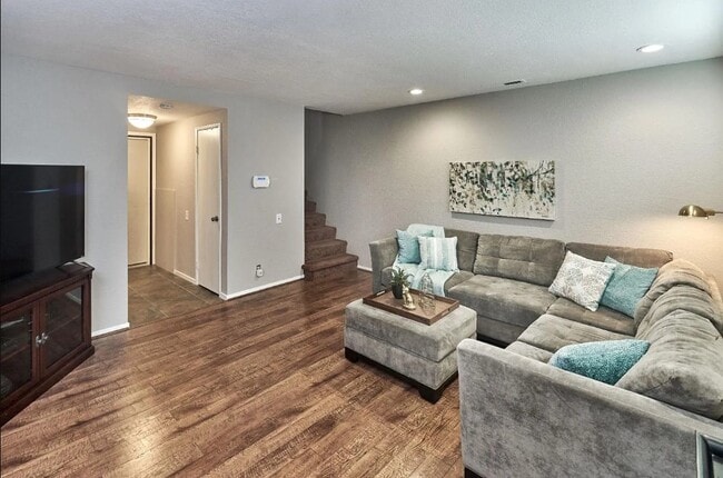 235 Kenbrook Cir, San Jose, CA 95111 - Townhome Rentals in San Jose CA ...