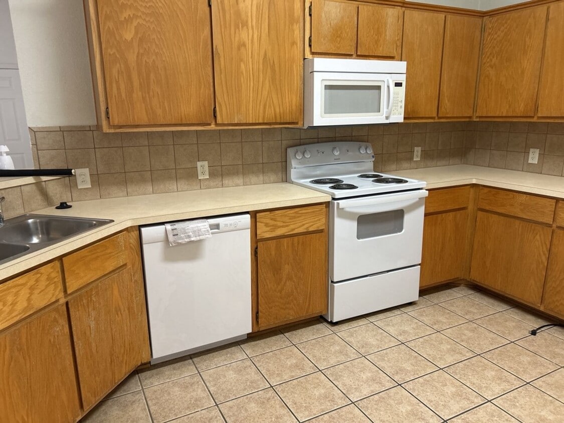 313 Jeff Gordon Dr Unit 313 Jeff Gordon A, Harker Heights, TX 76548 ...