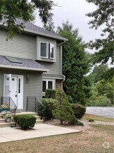 Plum Ridge Houses for Rent - South Windsor, CT from
