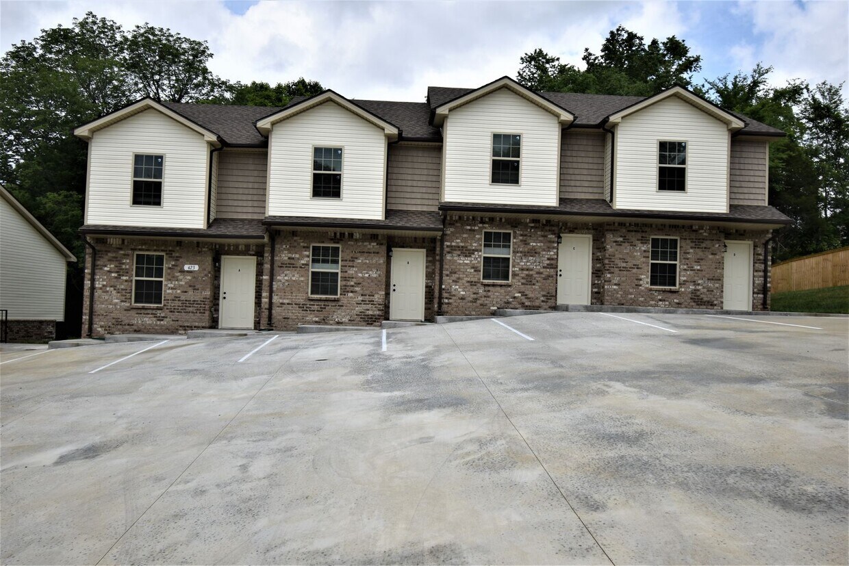 428 Glenstone Springs Dr Unit B, Clarksville, TN 37043 - Room for Rent ...